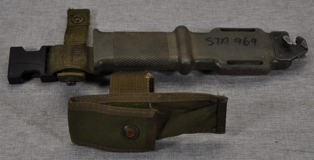 AUSTRALIAN M9 Steyr AUG/F88 Bayonet by BUCK (LANCAY Scabbard) – Smith ...