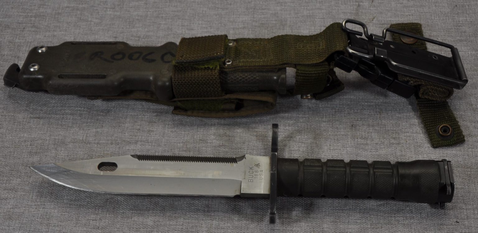 AUSTRALIAN M9 Steyr AUG/F88 Bayonet by BUCK (LANCAY Scabbard) – Smith ...