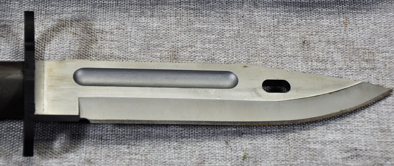 AUSTRALIAN M9 Steyr AUG/F88 Bayonet by BUCK (LAN-CAY Scabbard) – Smith ...