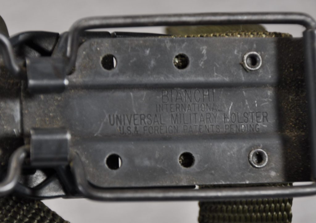 AUSTRALIAN M9 Steyr AUG/F88 Bayonet by BUCK – Smith And Sons